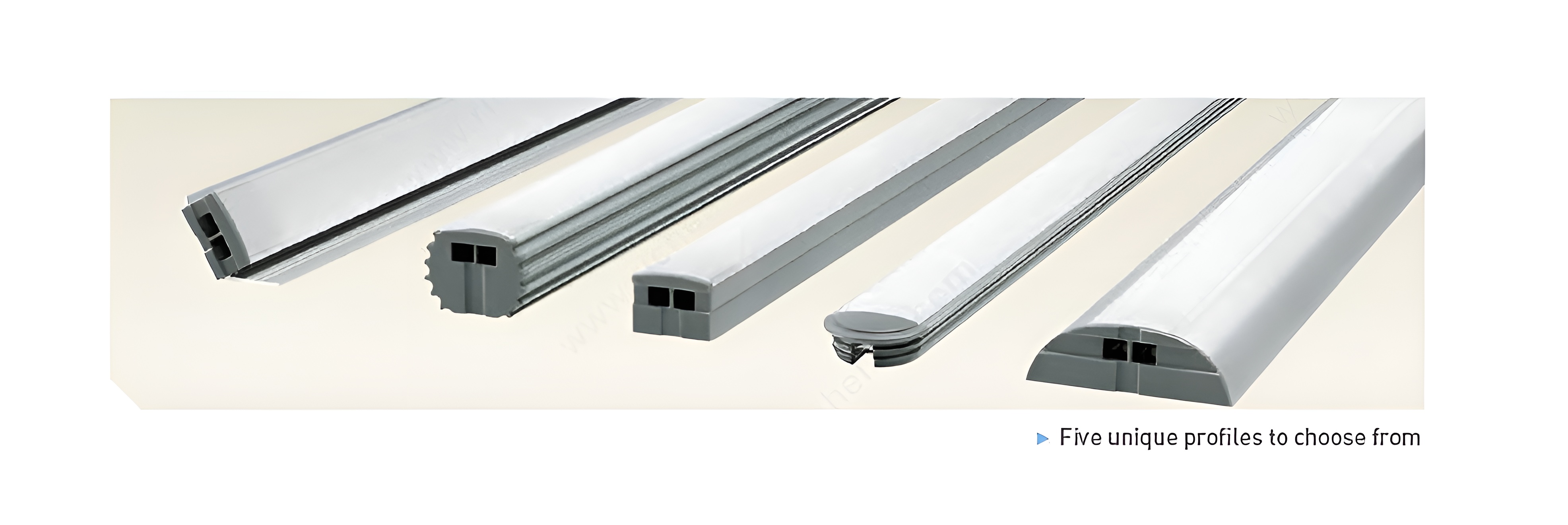 Richelieu LXREC72BL TRESCO Infinex Extrusion Guide | thebuilderssupply.com