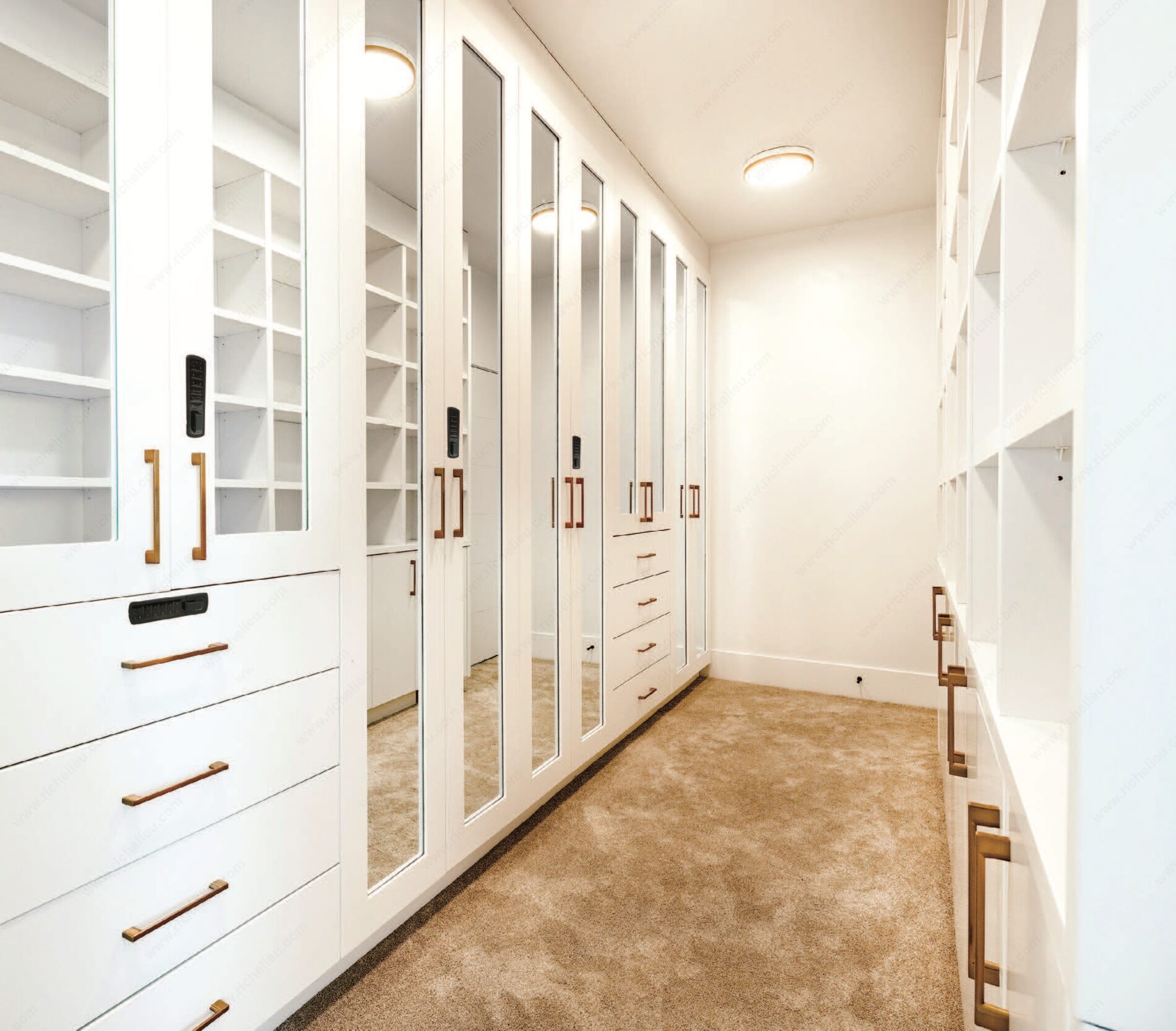 Richelieu WEBSO1249934 Pearl Electronic Push Button Lock ...